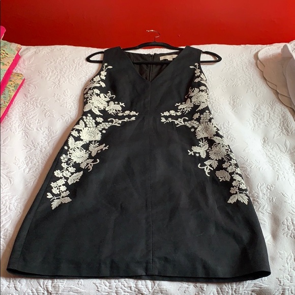 LOFT | Dresses | Loft Black Dress With White Floral Embroidery | Poshmark